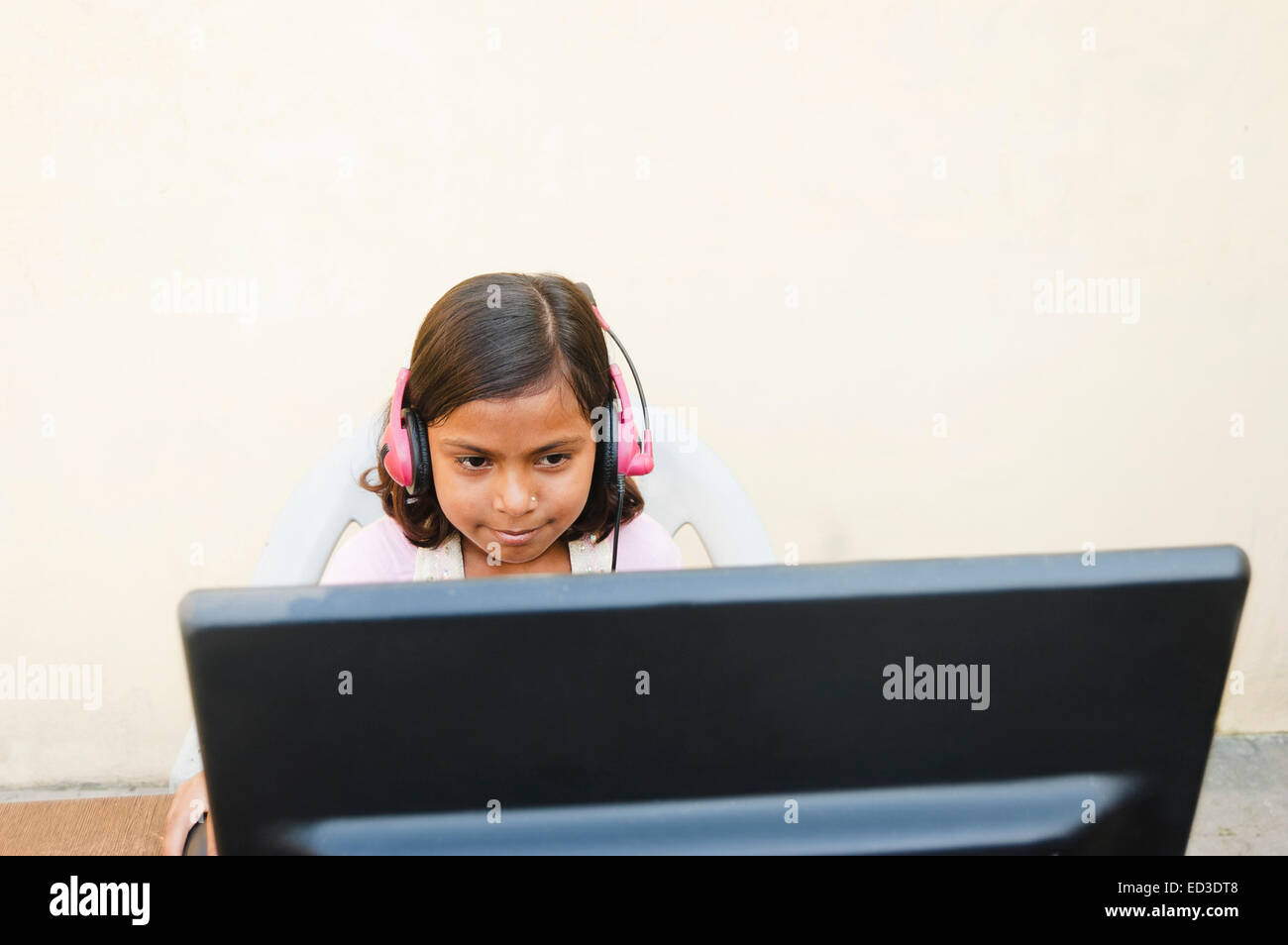 1 indian rural child girl computer working Stock Photo - Alamy