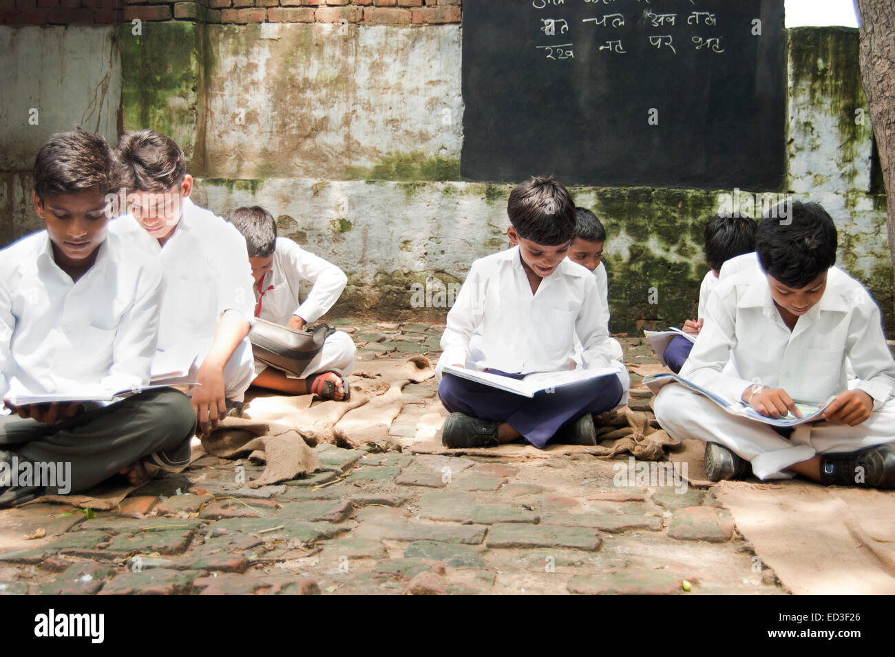 indian rural Children group Students classroom Study Stock Photo - Alamy
