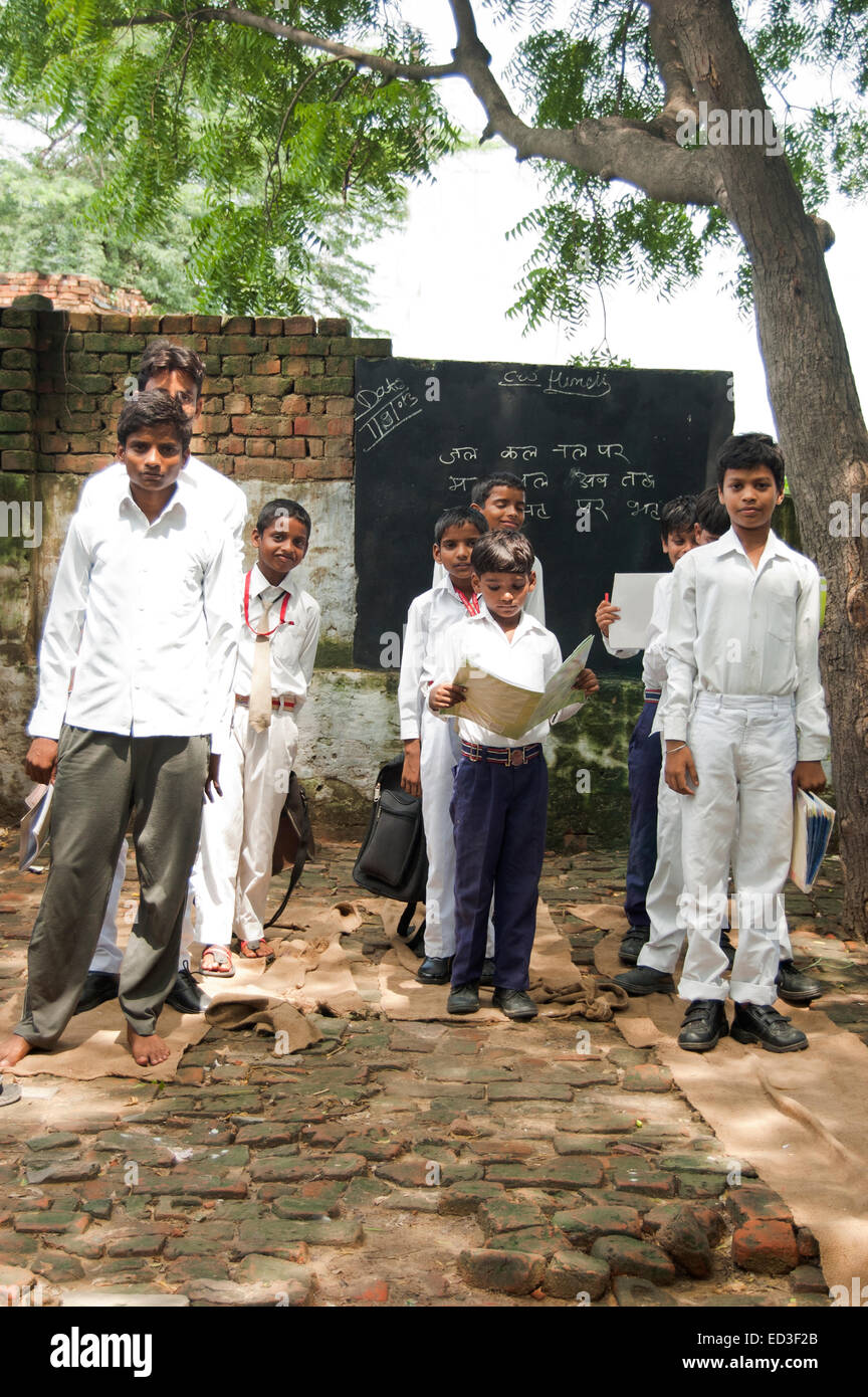 indian rural Children group Students classroom Study Stock Photo - Alamy