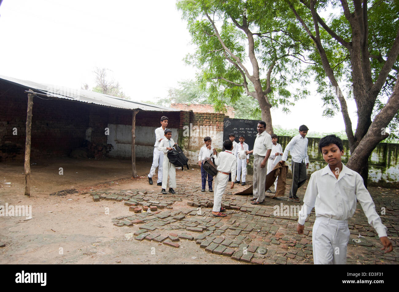 School children teachers people walking hi-res stock photography and ...