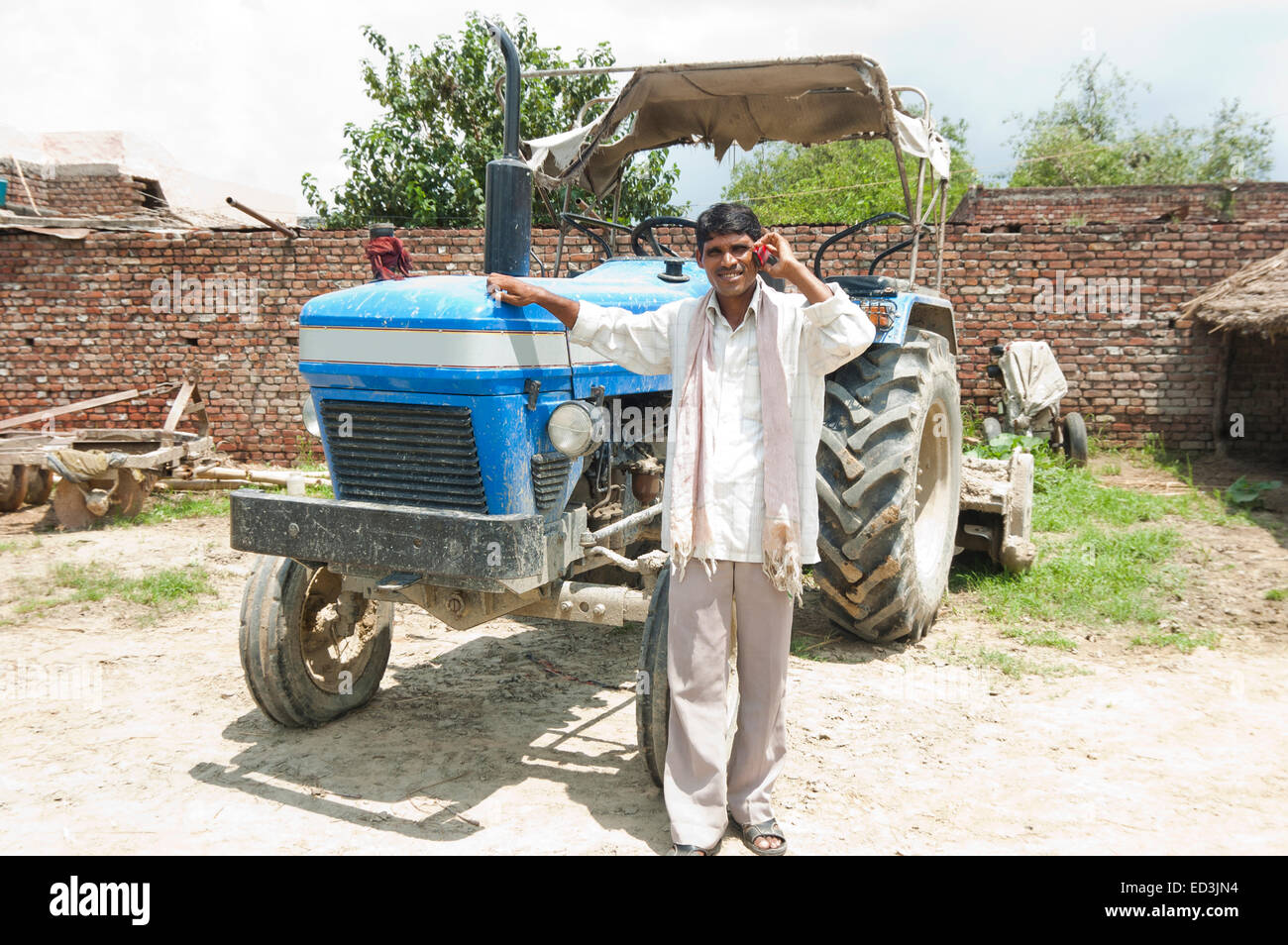 1 indian rural man talking phone Stock Photo - Alamy