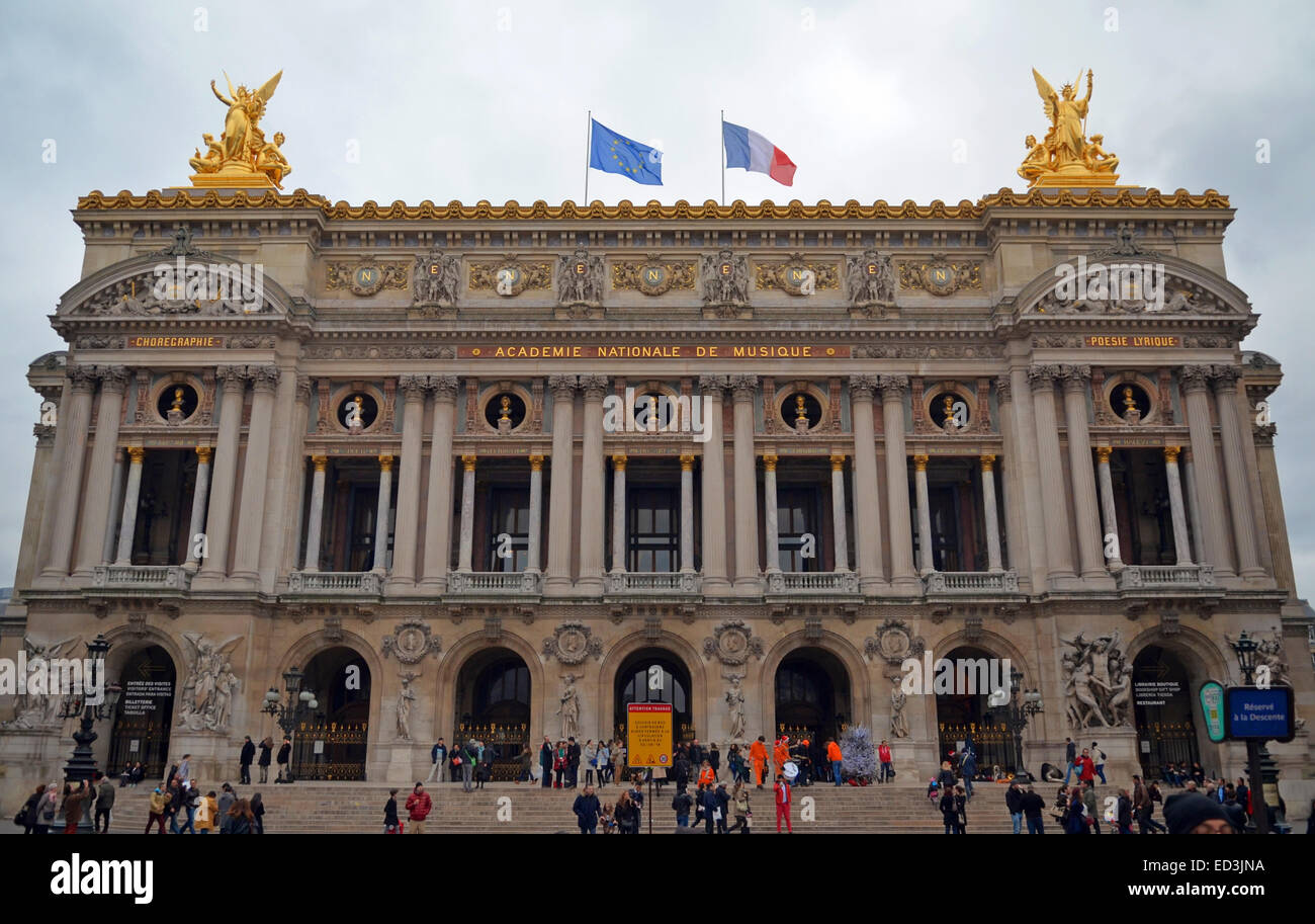 House building paris national hi-res stock photography and images - Alamy