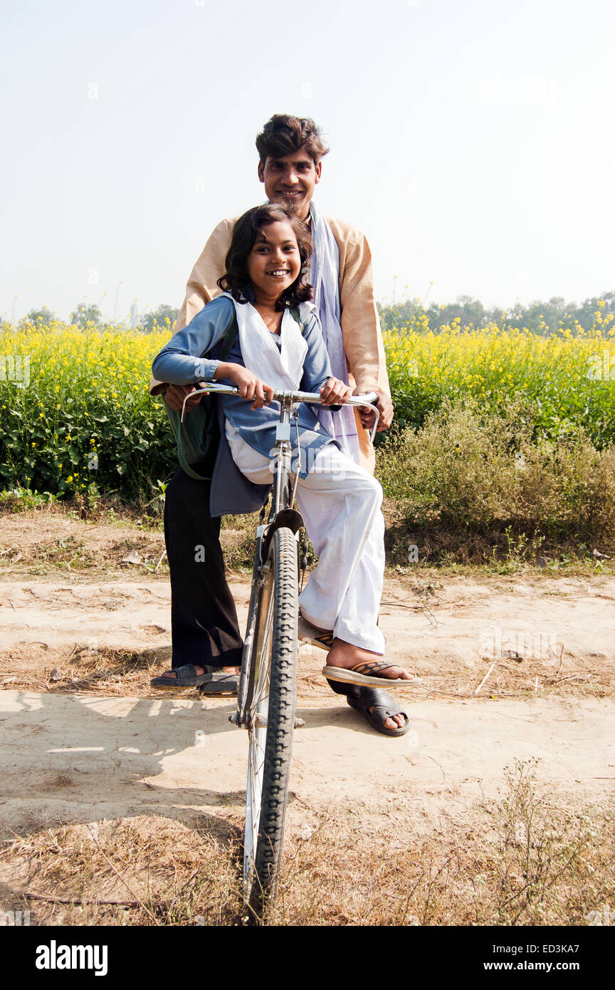 Indian rural family cycle hi-res stock photography and images - Alamy