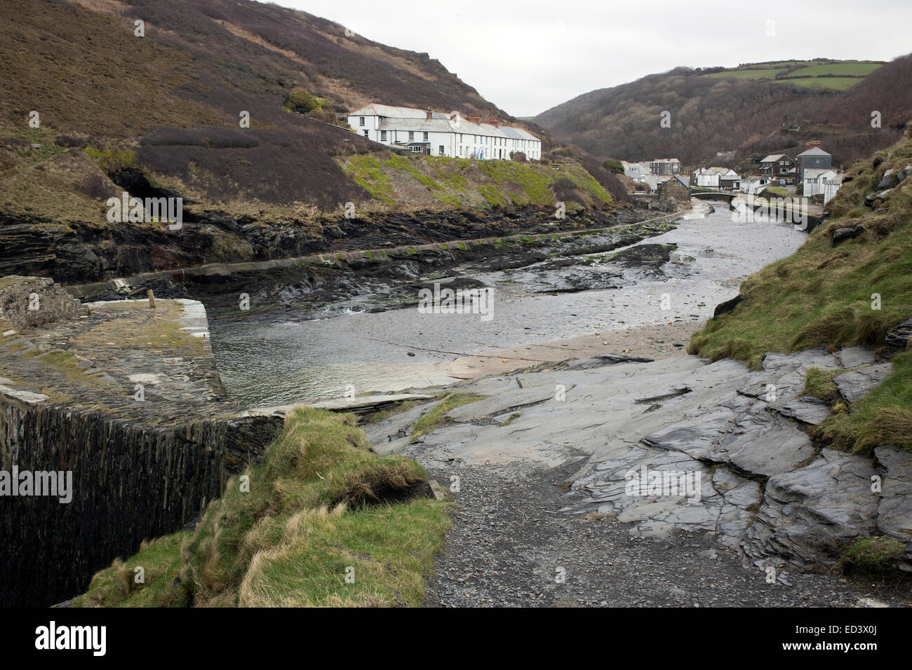 The harbour at low tide, Boscastle, north Cornwall, England, UK Stock ...