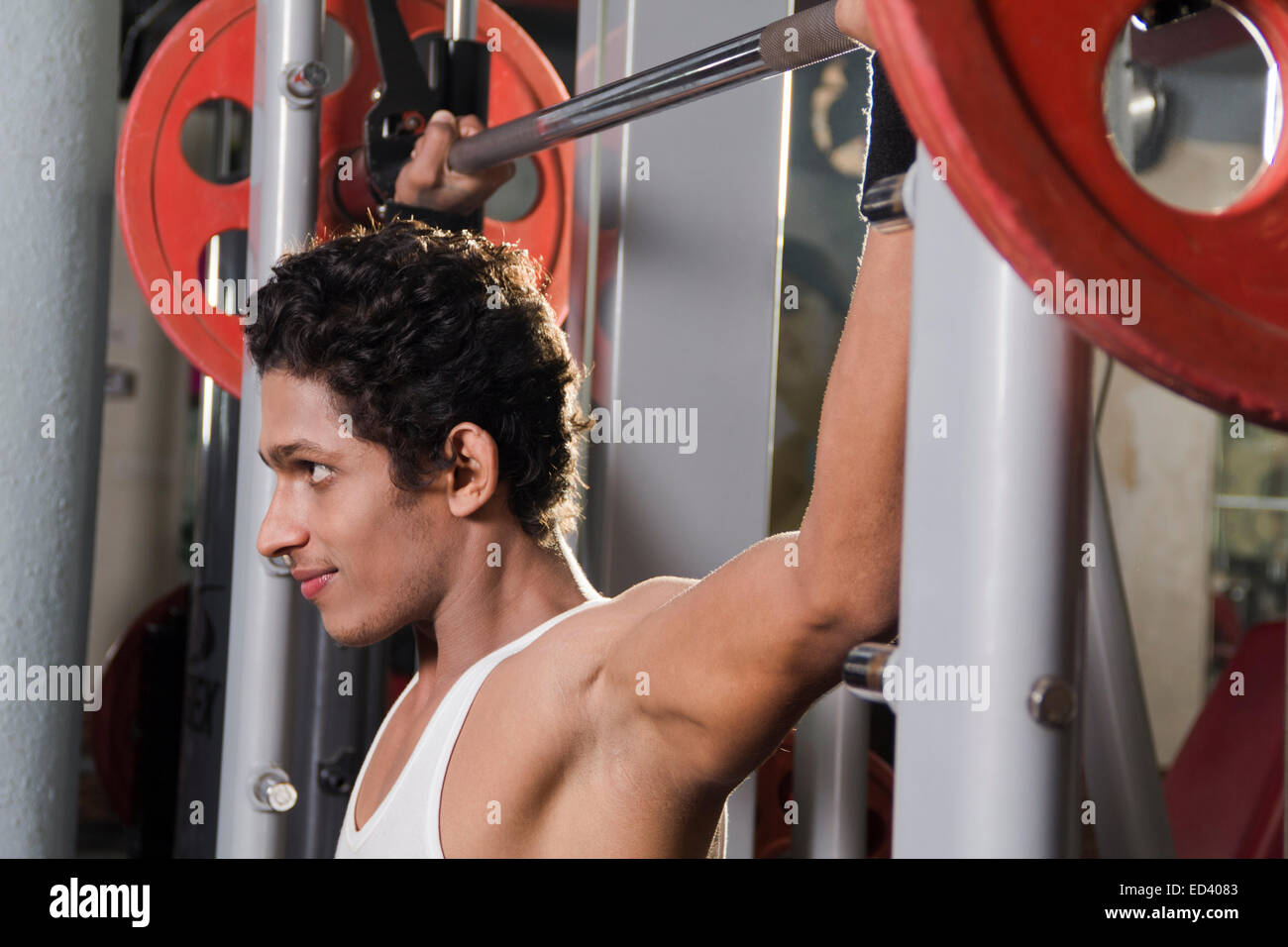 1 indian man gym Body Building Stock Photo - Alamy