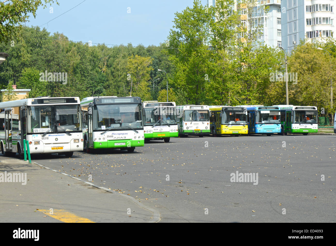 Bus Stop Heat Summer Stock Photo - Alamy