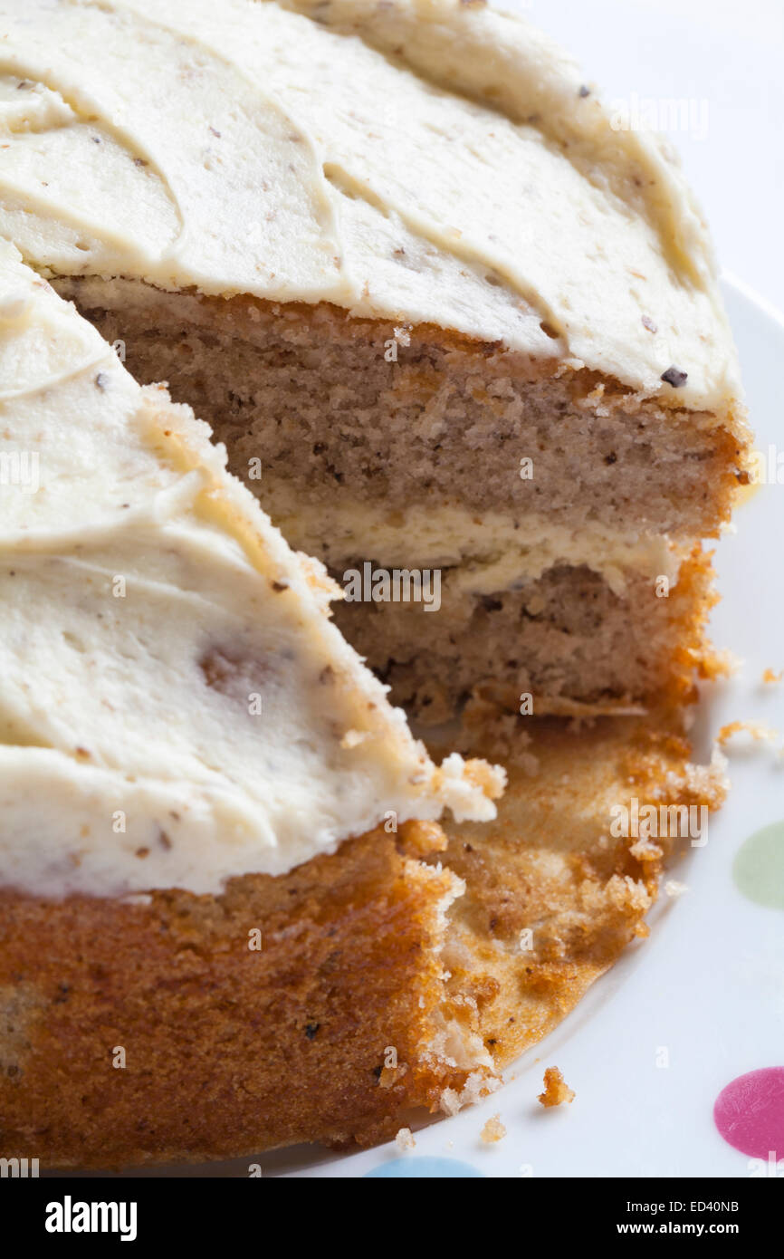 Sainsburys taste the difference walnut cake hi-res stock photography ...