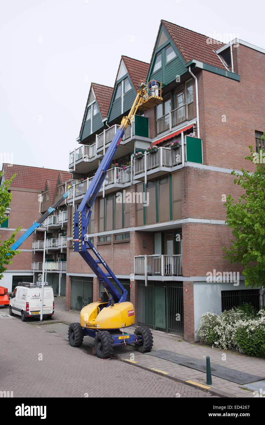 Aerial work platform hi-res stock photography and images - Alamy