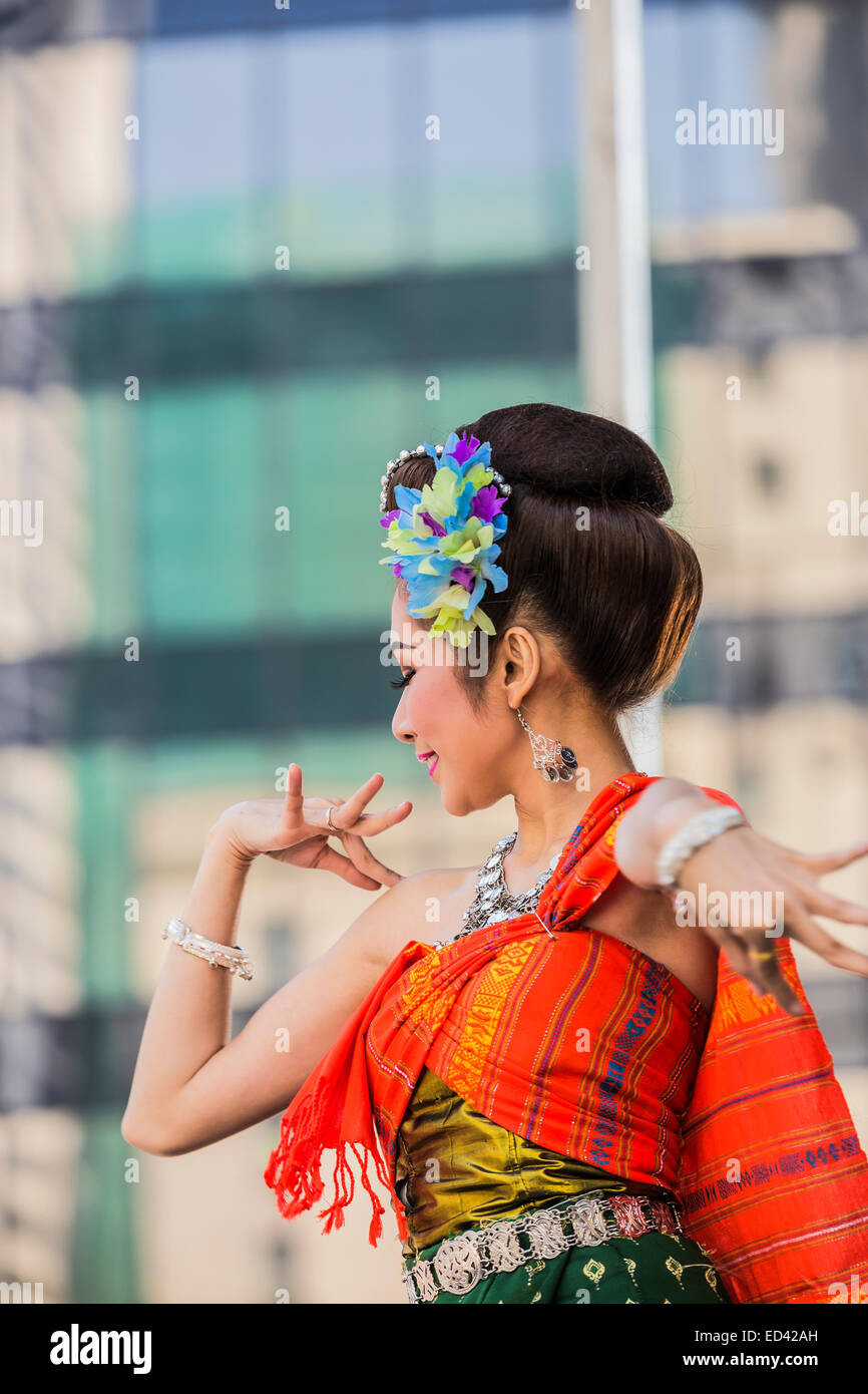 Thai attire hi-res stock photography and images - Alamy
