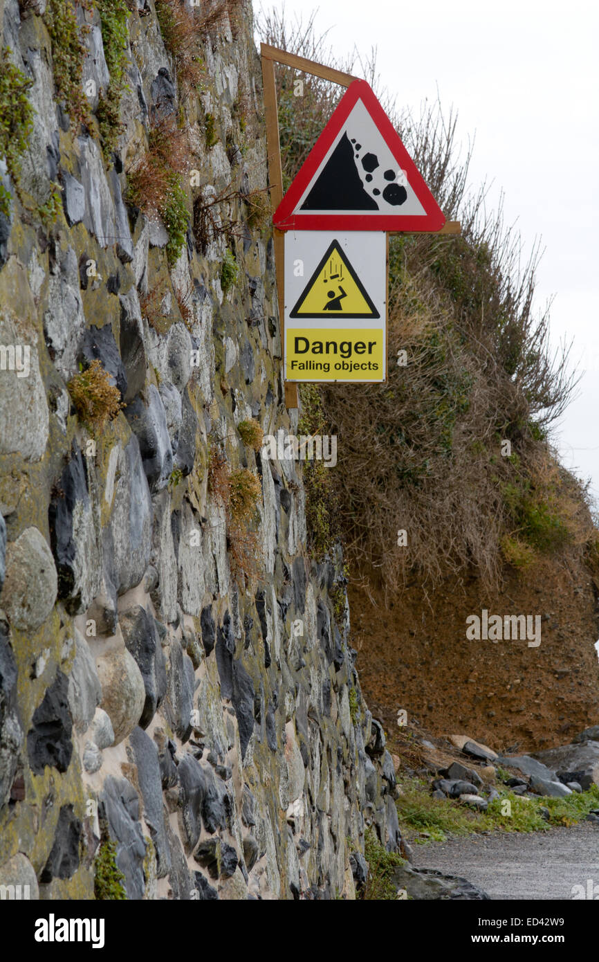 Falling objects hi-res stock photography and images - Alamy