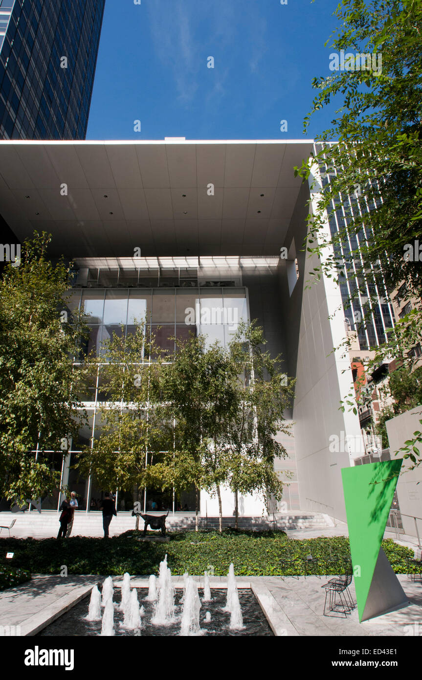 Moma new york exterior hi-res stock photography and images - Alamy