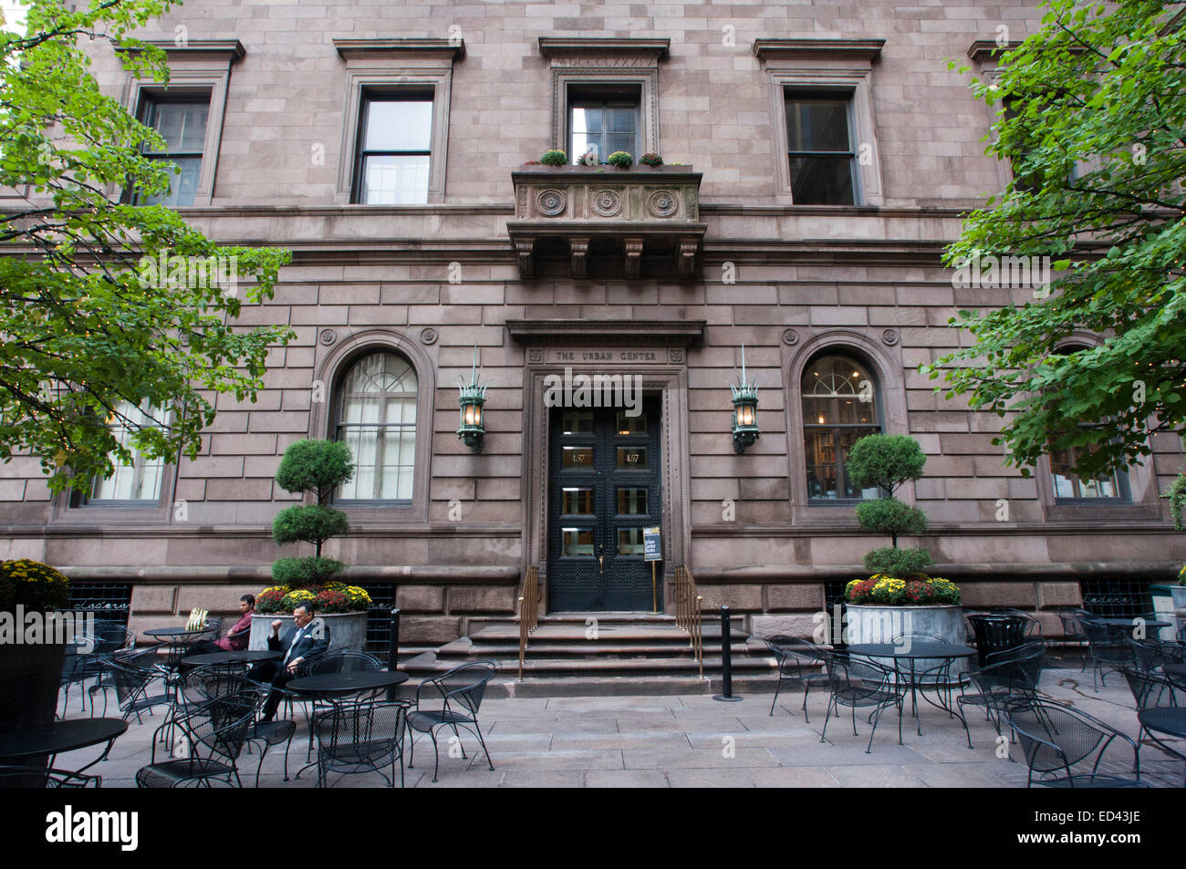 Four storey mansion hi-res stock photography and images - Alamy