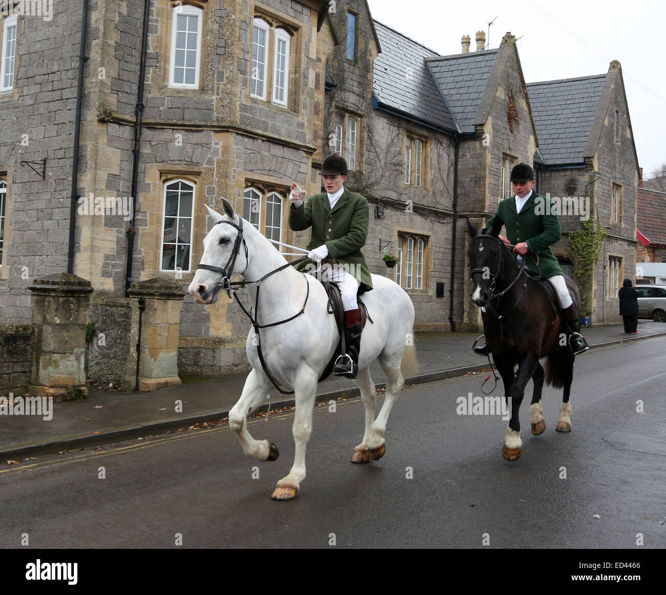 Heading off, Traditional Boxing day drag hunt in Axbridge, Somerset ...