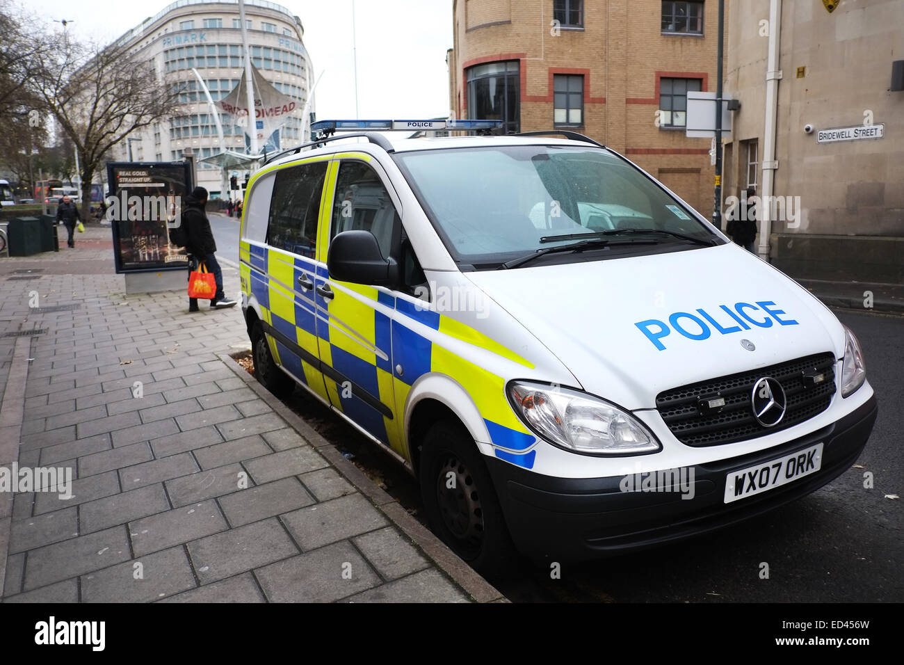 Mercedes police van hi-res stock photography and images - Alamy