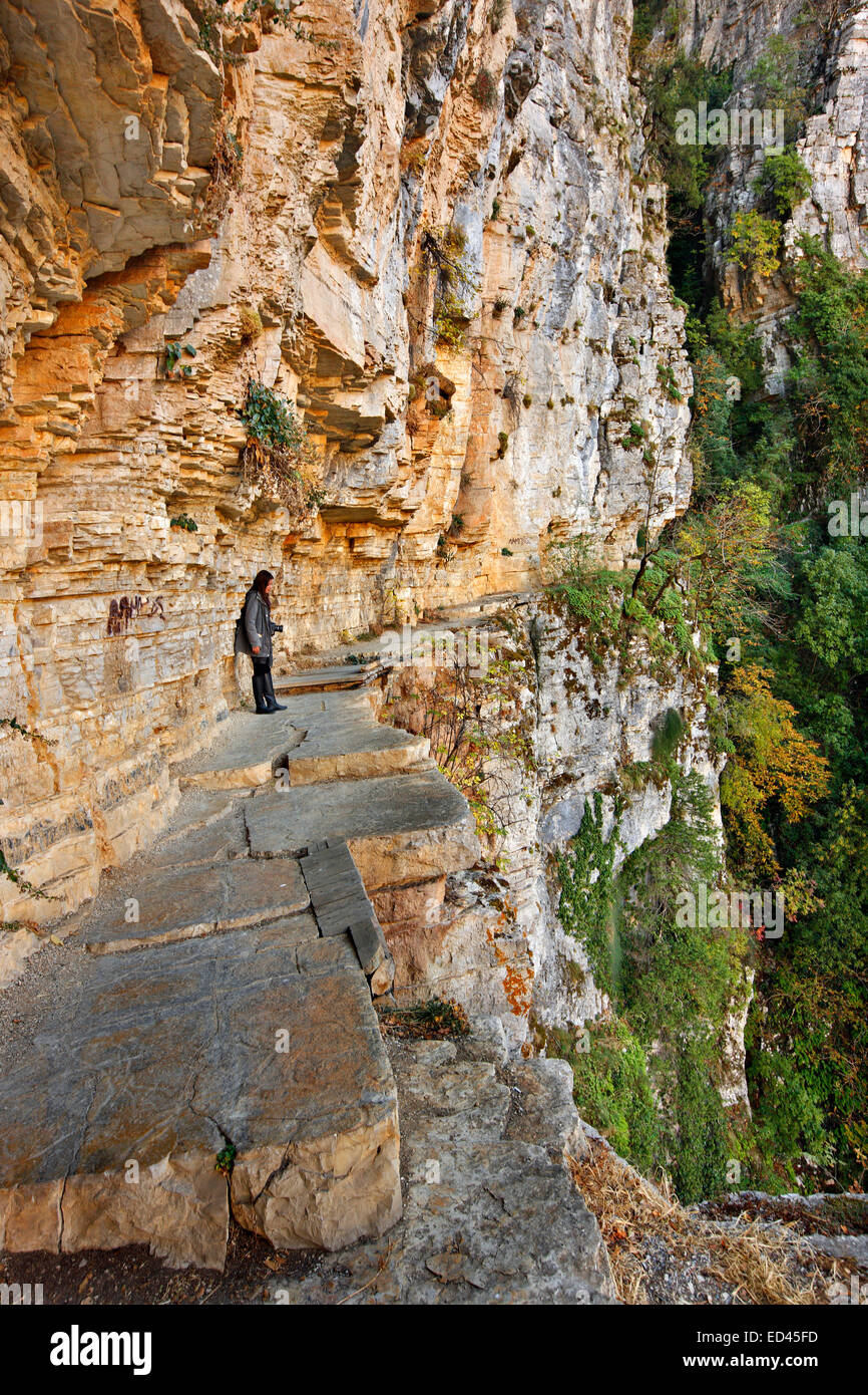 The breathtaking path, hanging over a cliff of hundreds of meters above ...