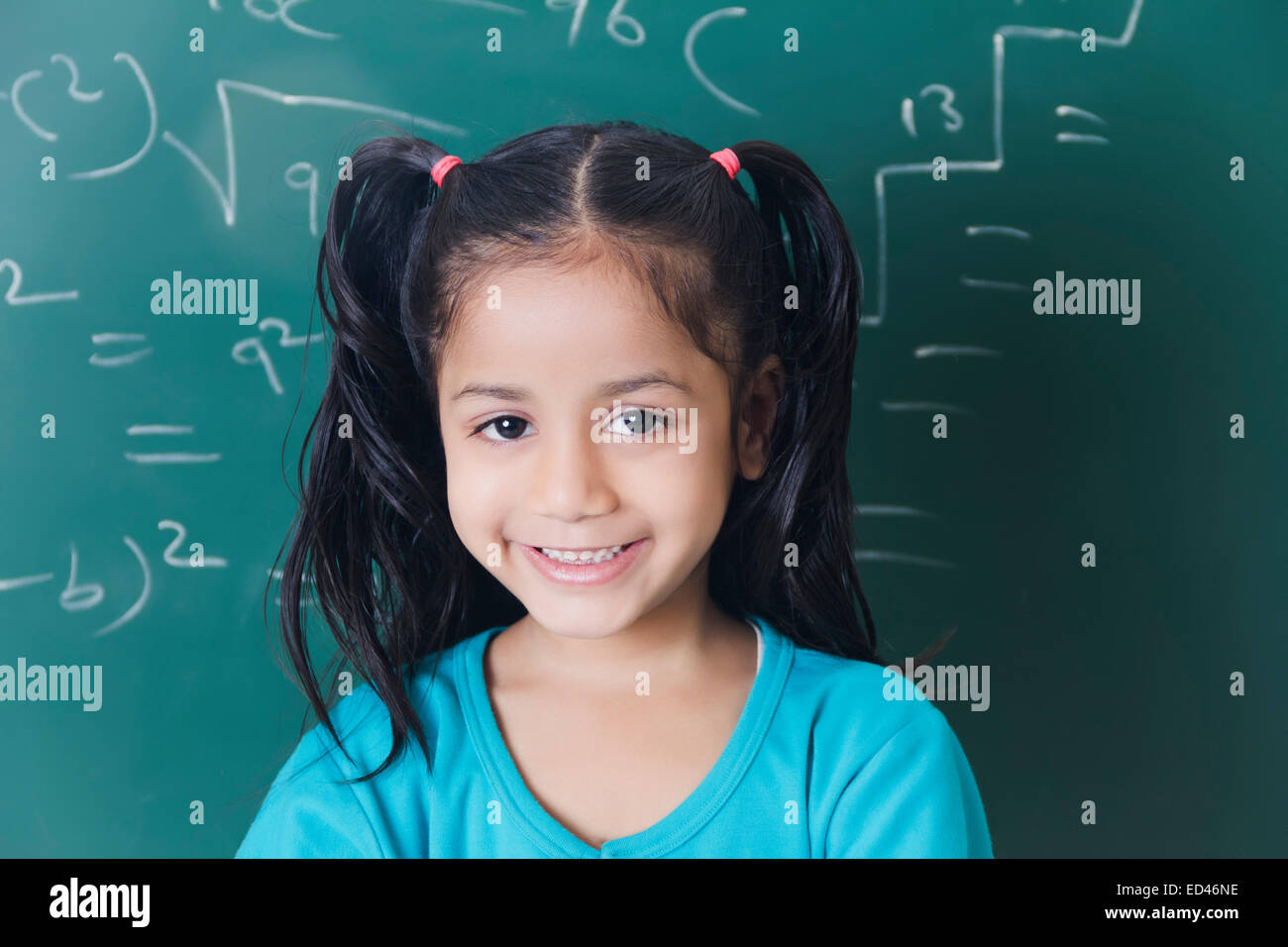 1 indian child girl student Stock Photo - Alamy