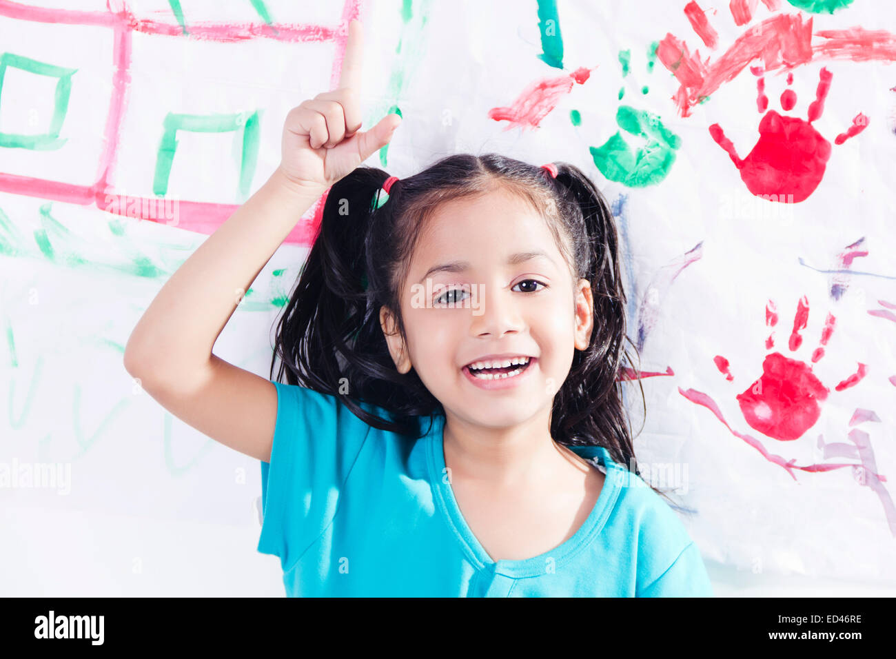 Child drawing hand only hi-res stock photography and images - Alamy