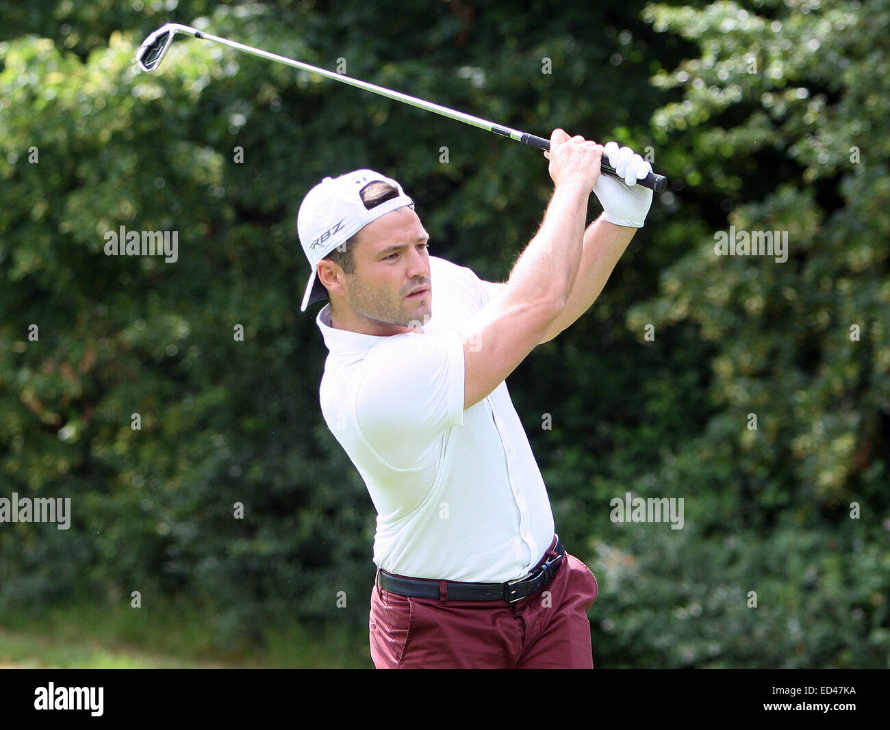 Ex-The Only Way Is Essex star, Mark Wright, playing golf with his dad ...