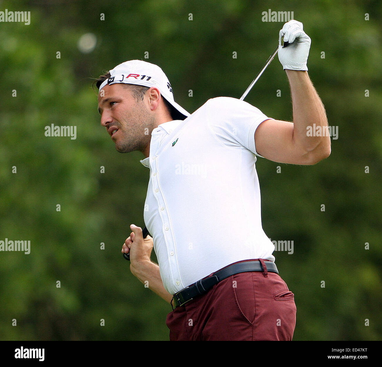 Ex-The Only Way Is Essex star, Mark Wright, playing golf with his dad ...