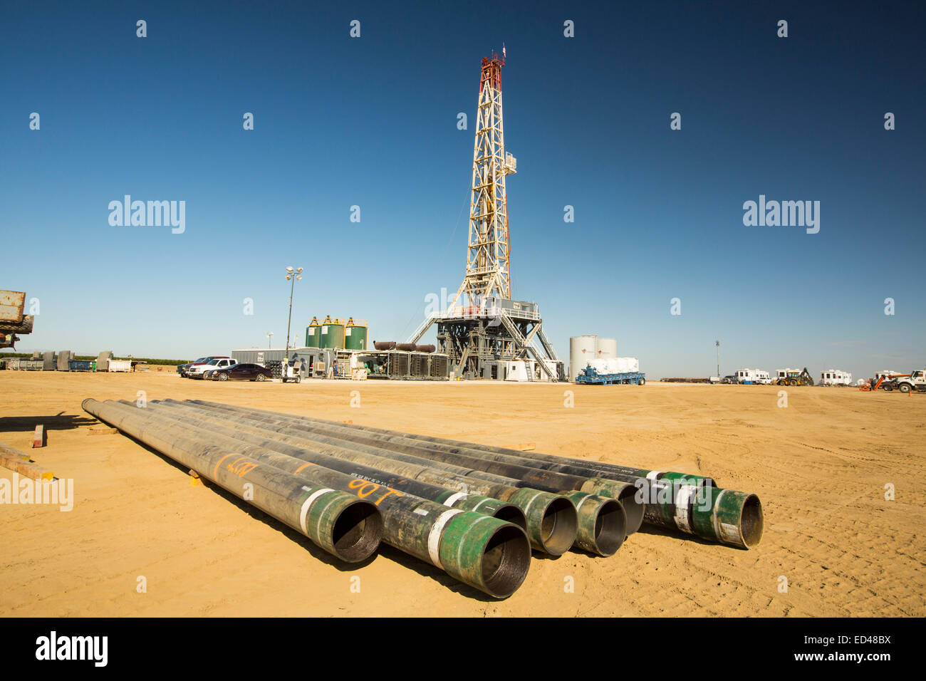 Oil indust hi-res stock photography and images - Alamy