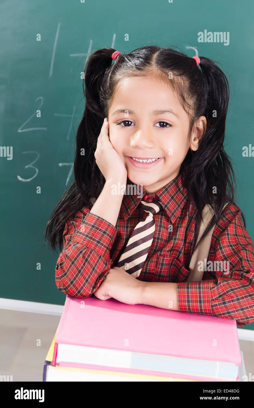 1 indian child girl student study Stock Photo - Alamy