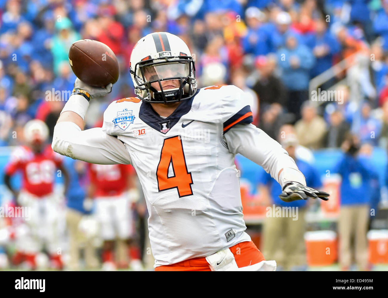 Dallas, Texas, USA. 26th Dec, 2014. Illinois Fighting Illini ...