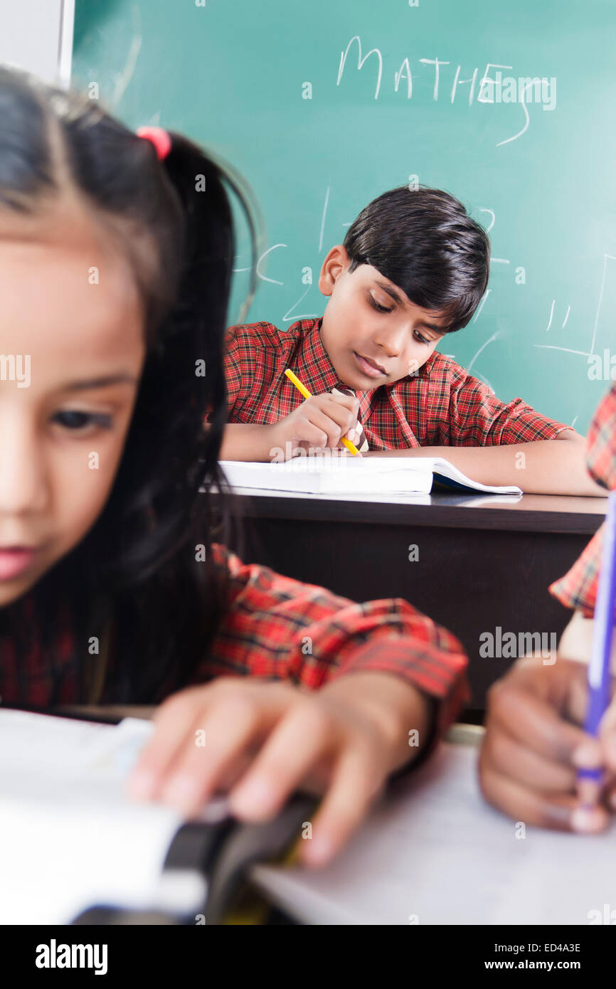 Children sit chair classroom hi-res stock photography and images - Alamy
