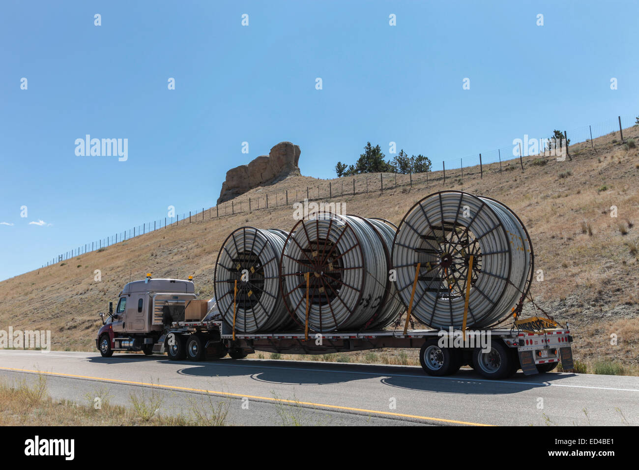 Polyethylene pipe truck hi-res stock photography and images - Alamy