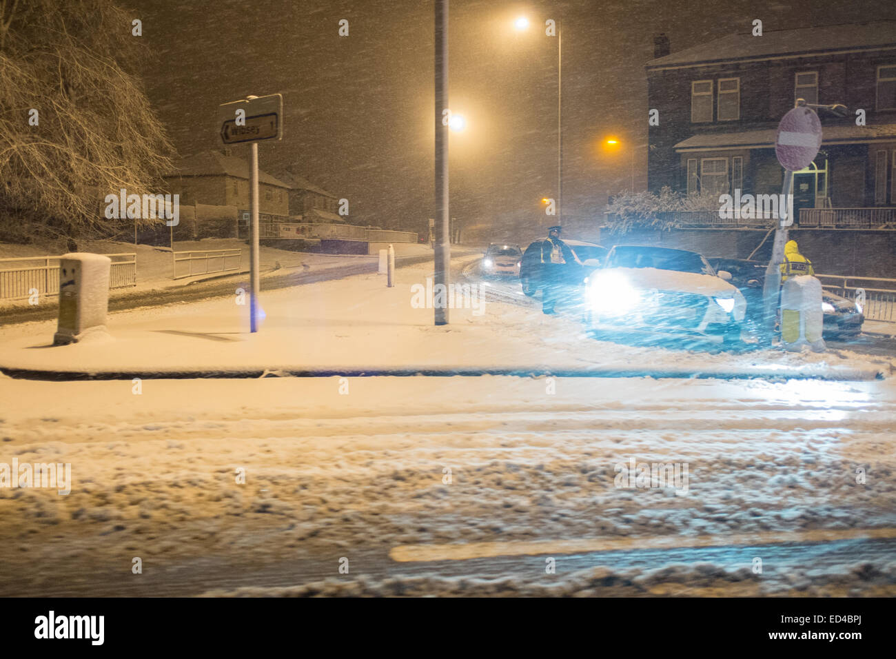 Bad weather damage accident hi-res stock photography and images - Alamy