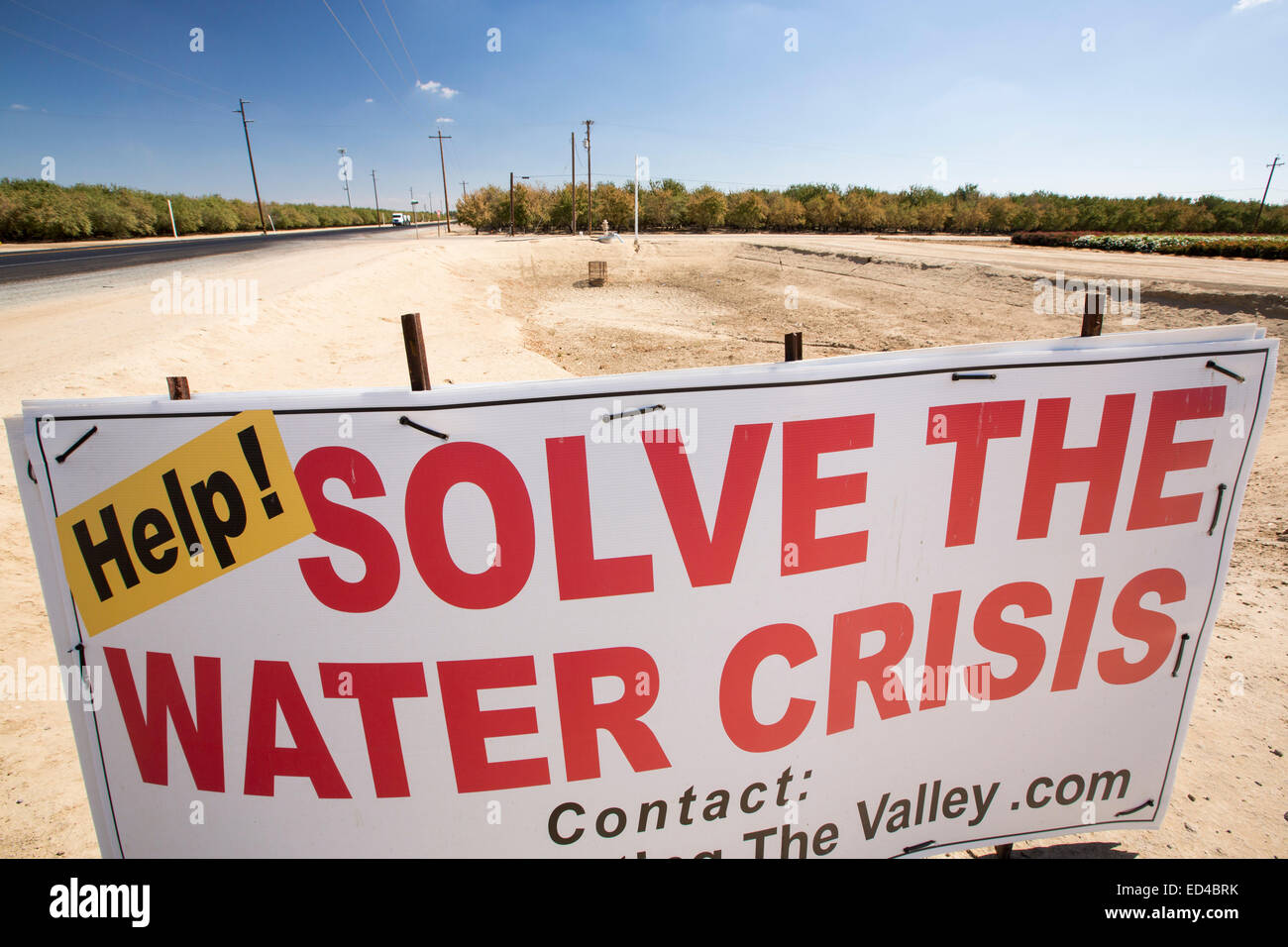 A sign about California's ongoing catastrophic drought in the Central ...