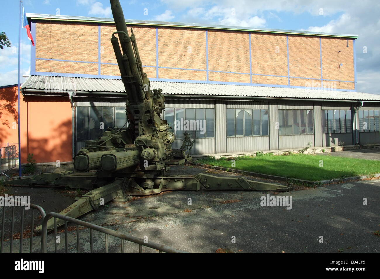 Russian KS 30 AAA canon used by Czechoslovakia army Stock Photo - Alamy