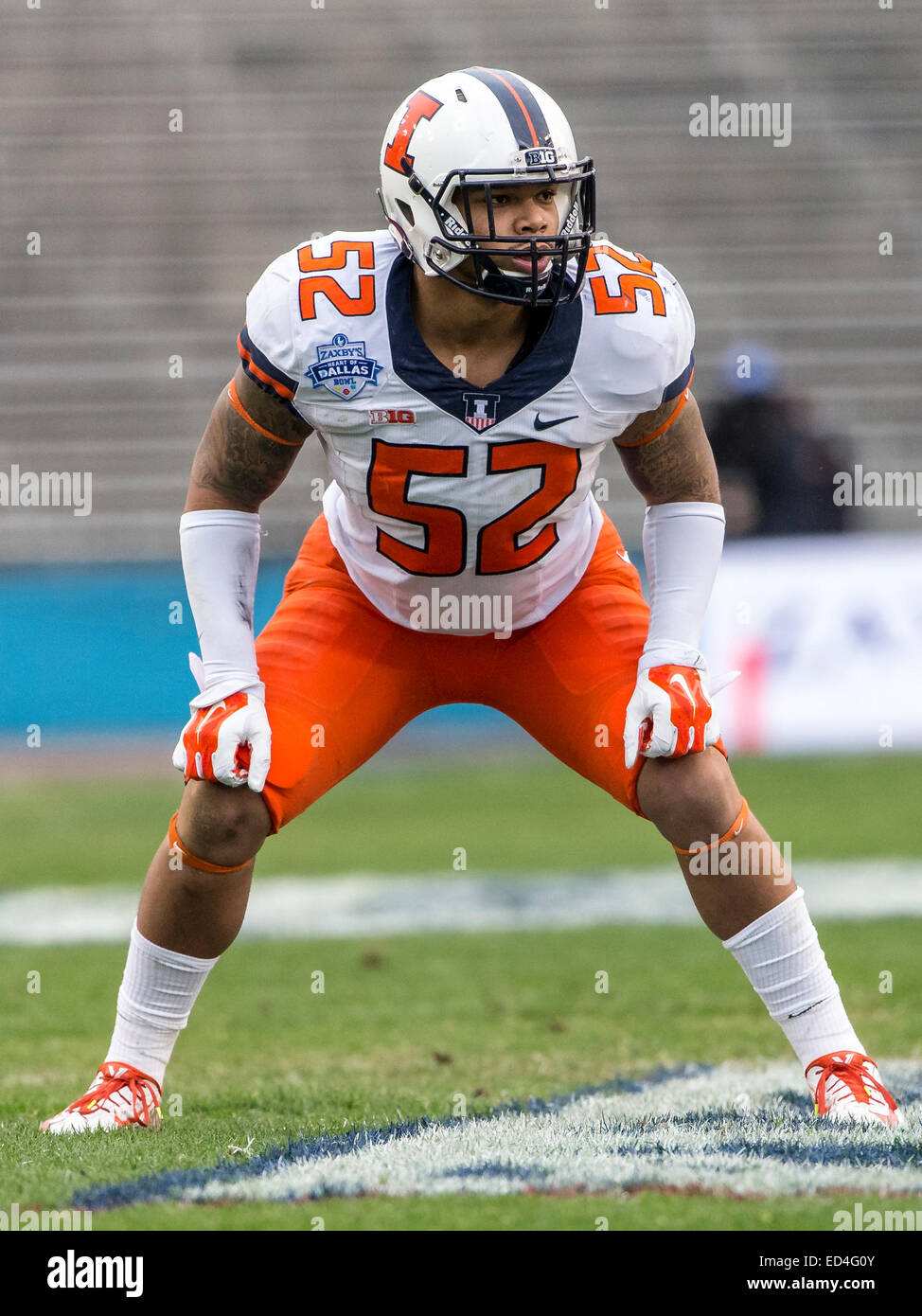 Dallas, Texas, USA. 26th Dec, 2014. Illinois Fighting Illini linebacker ...