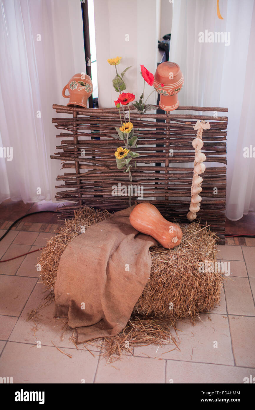 Traditional ukrainian decorations of interiors Stock Photo - Alamy