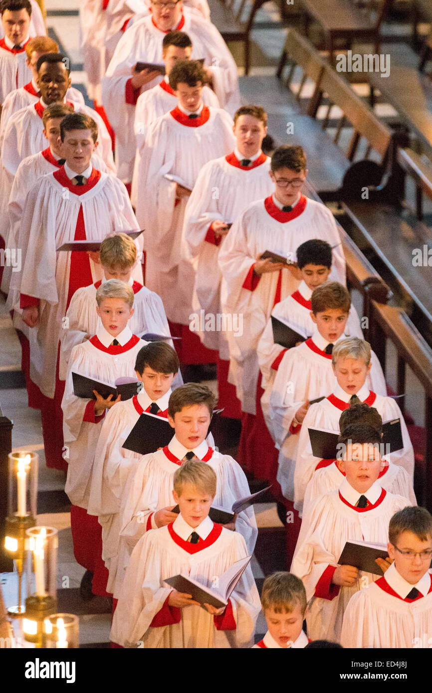 King's College Cambridge choir having their final rehearsal before the ...