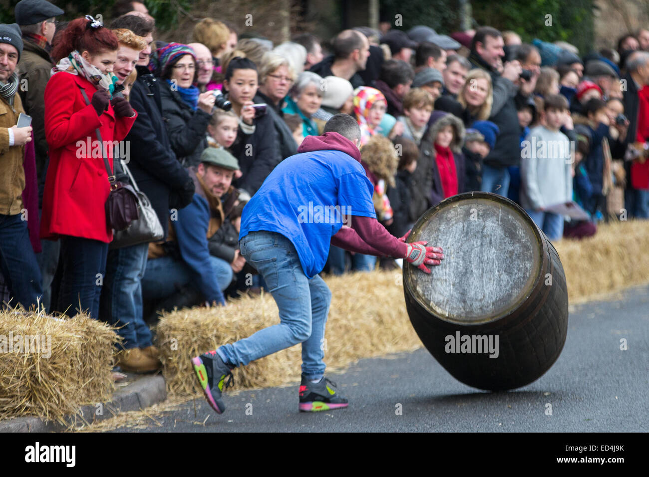Boxing Day Barrel Rolling Race in the village of Grantchester near ...