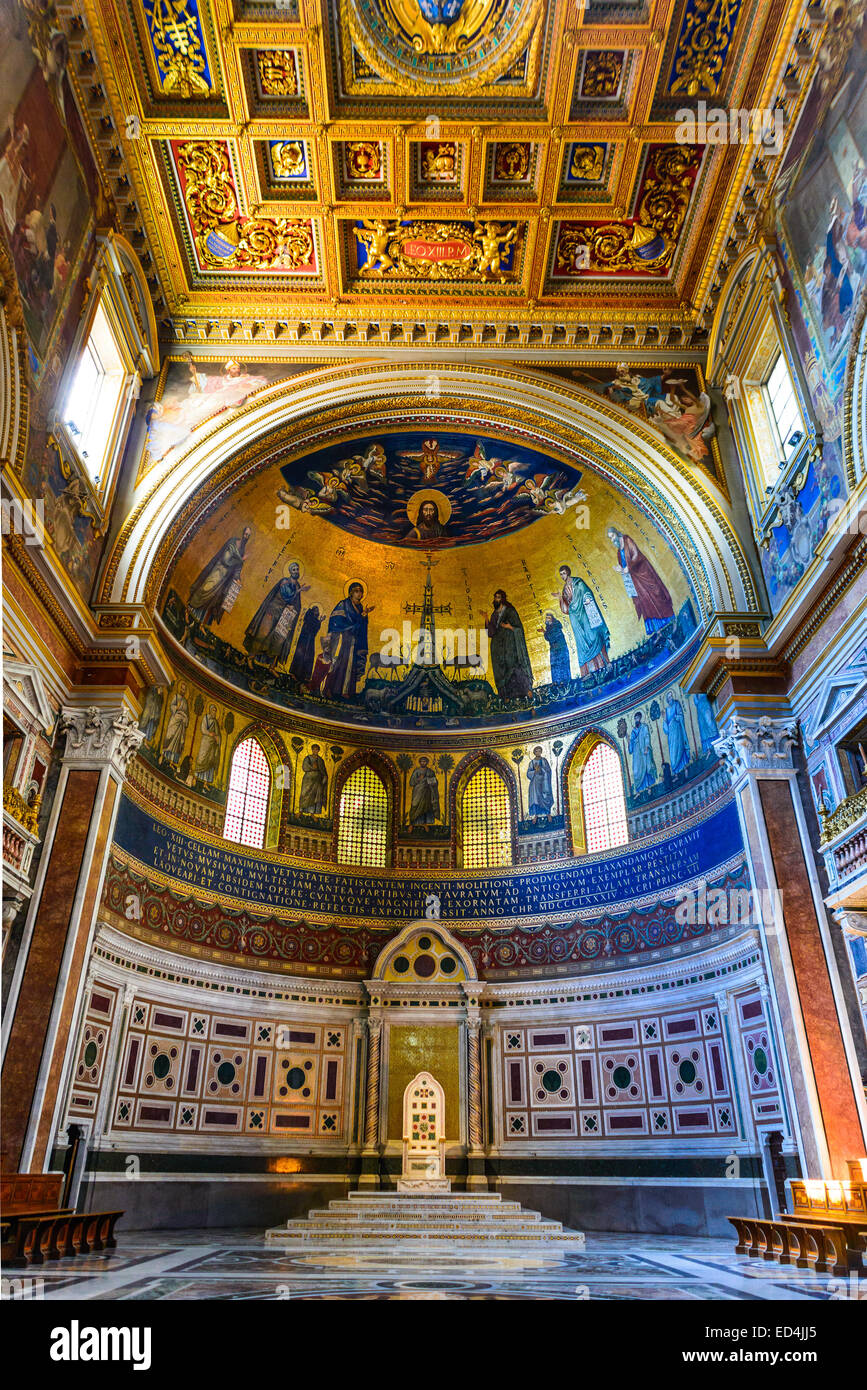 Rome, Italy. Interior of Lateran Basilica cathedral one of Pope ...