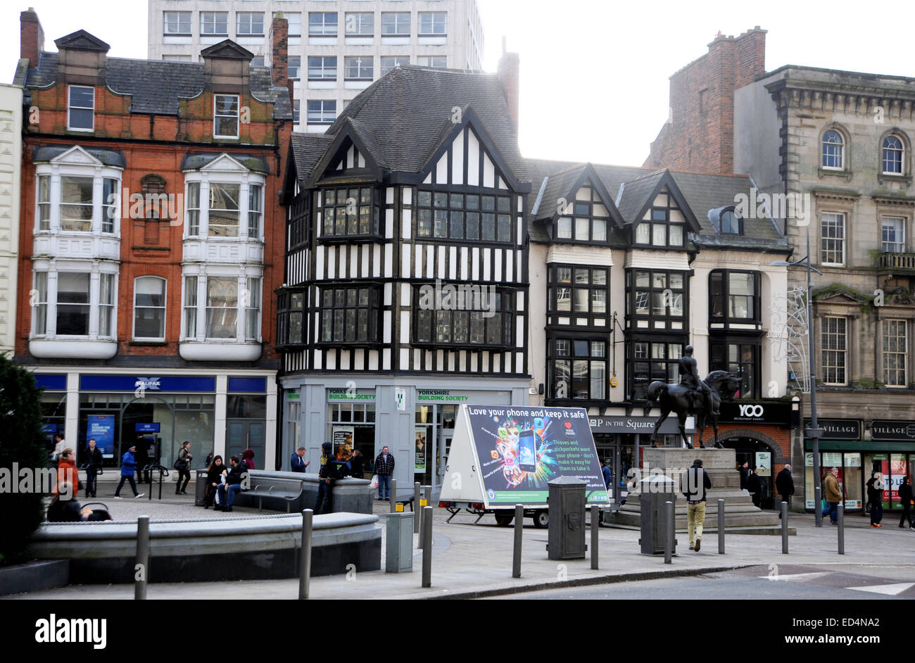 Wolverhampton West Midlands UK - Busy shopping centre Stock Photo - Alamy