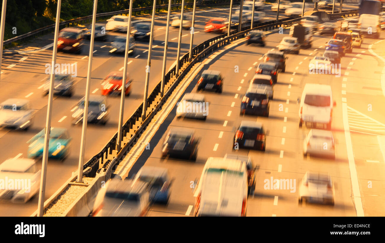 Rush hour traffic light hi-res stock photography and images - Alamy