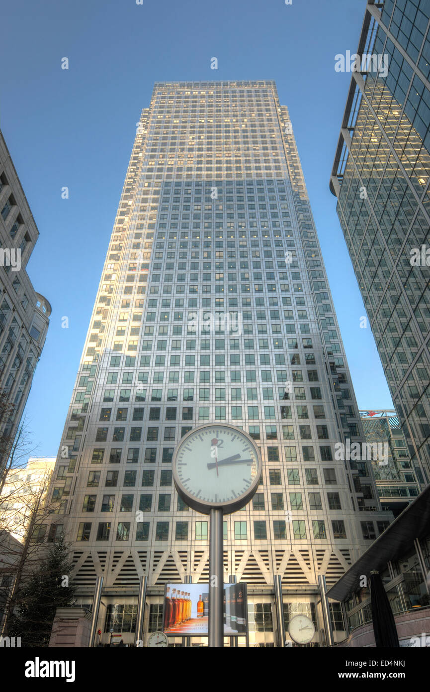 Canada wharf london hi-res stock photography and images - Alamy