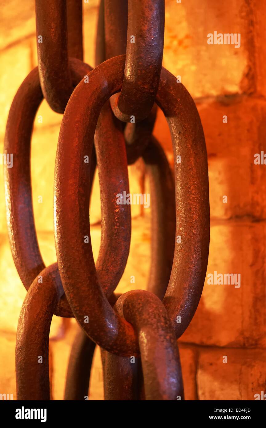 Hanging two chains hi-res stock photography and images - Alamy
