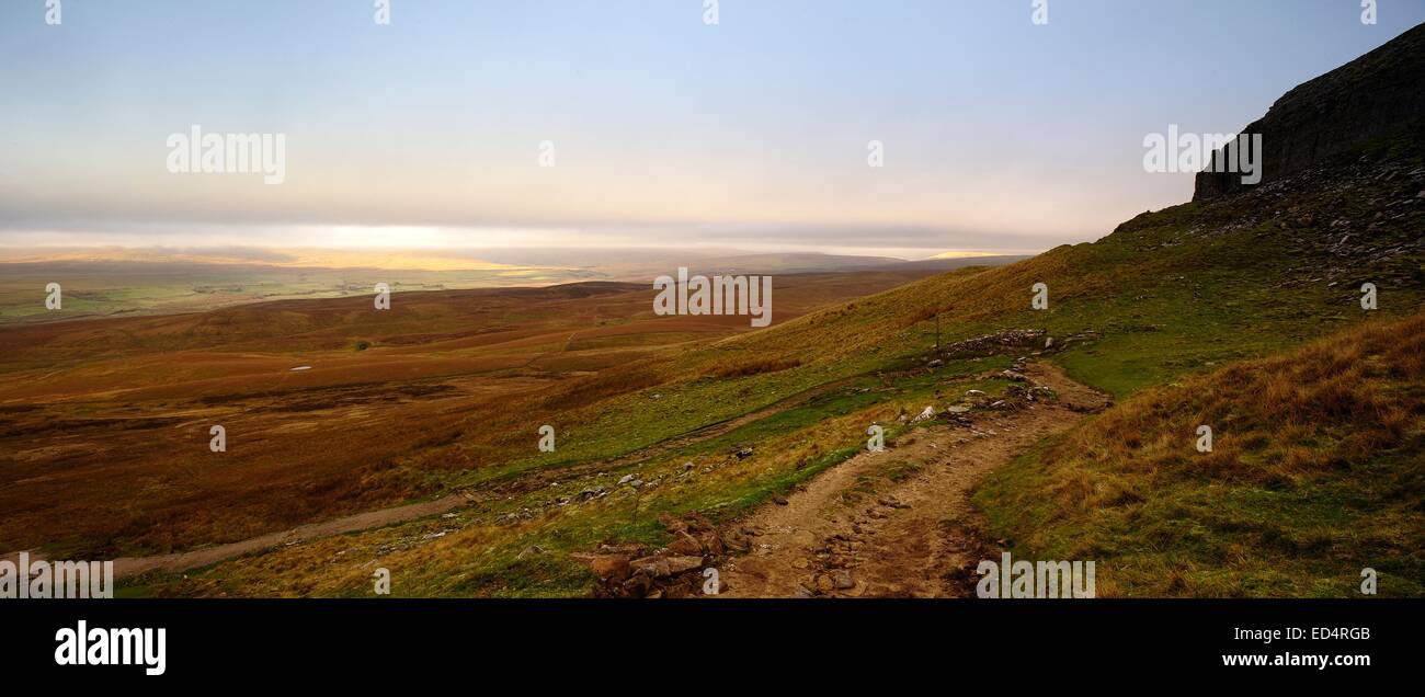 Winter Sunshine on the Yorkshire Fells Stock Photo - Alamy