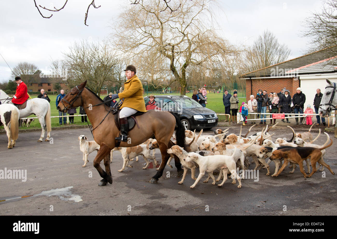 Kimblewick Hunt meeting at Mortimer near Reading England Saturday 27 ...