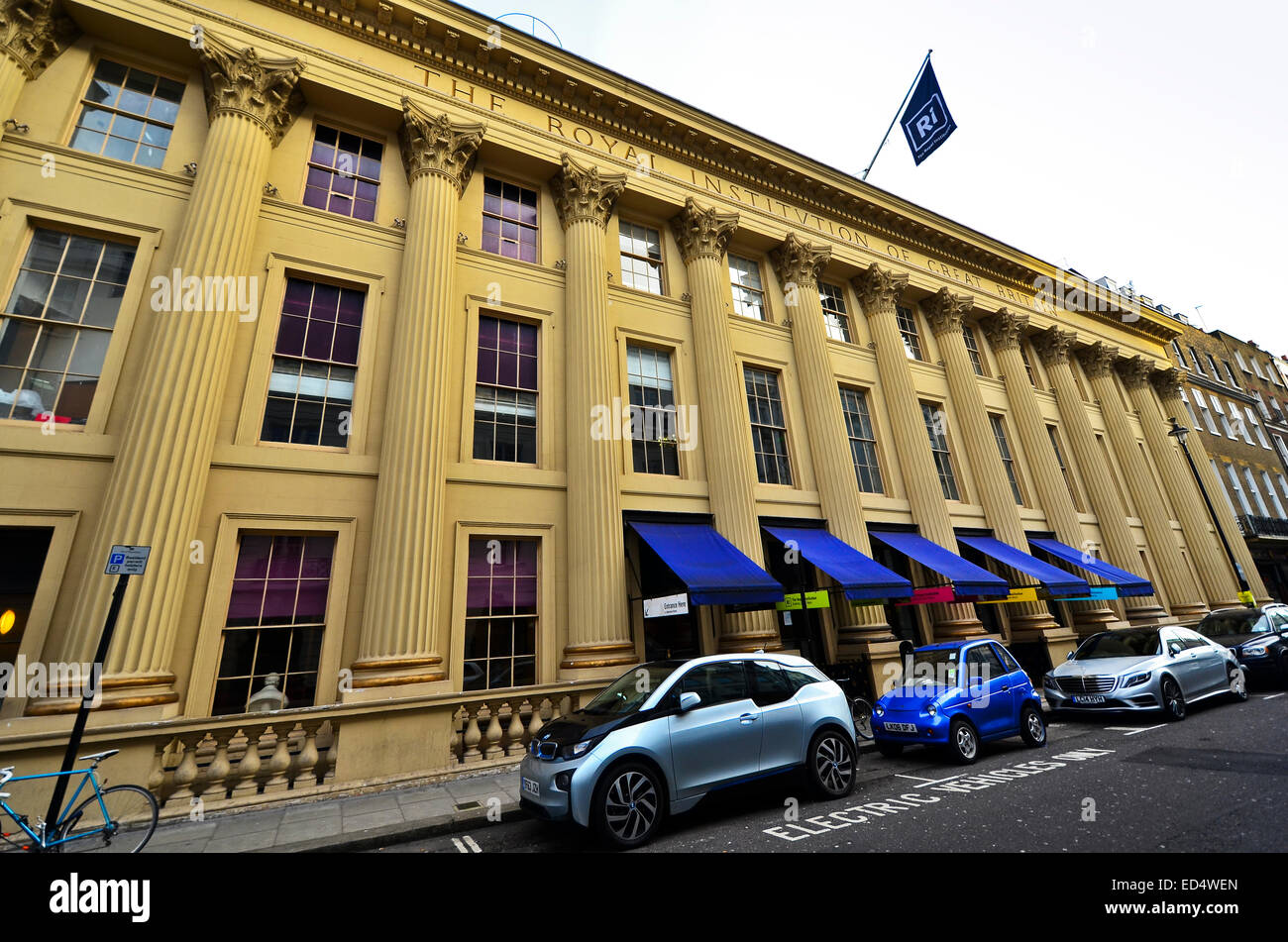 Royal Institution High Resolution Stock Photography and Images - Alamy