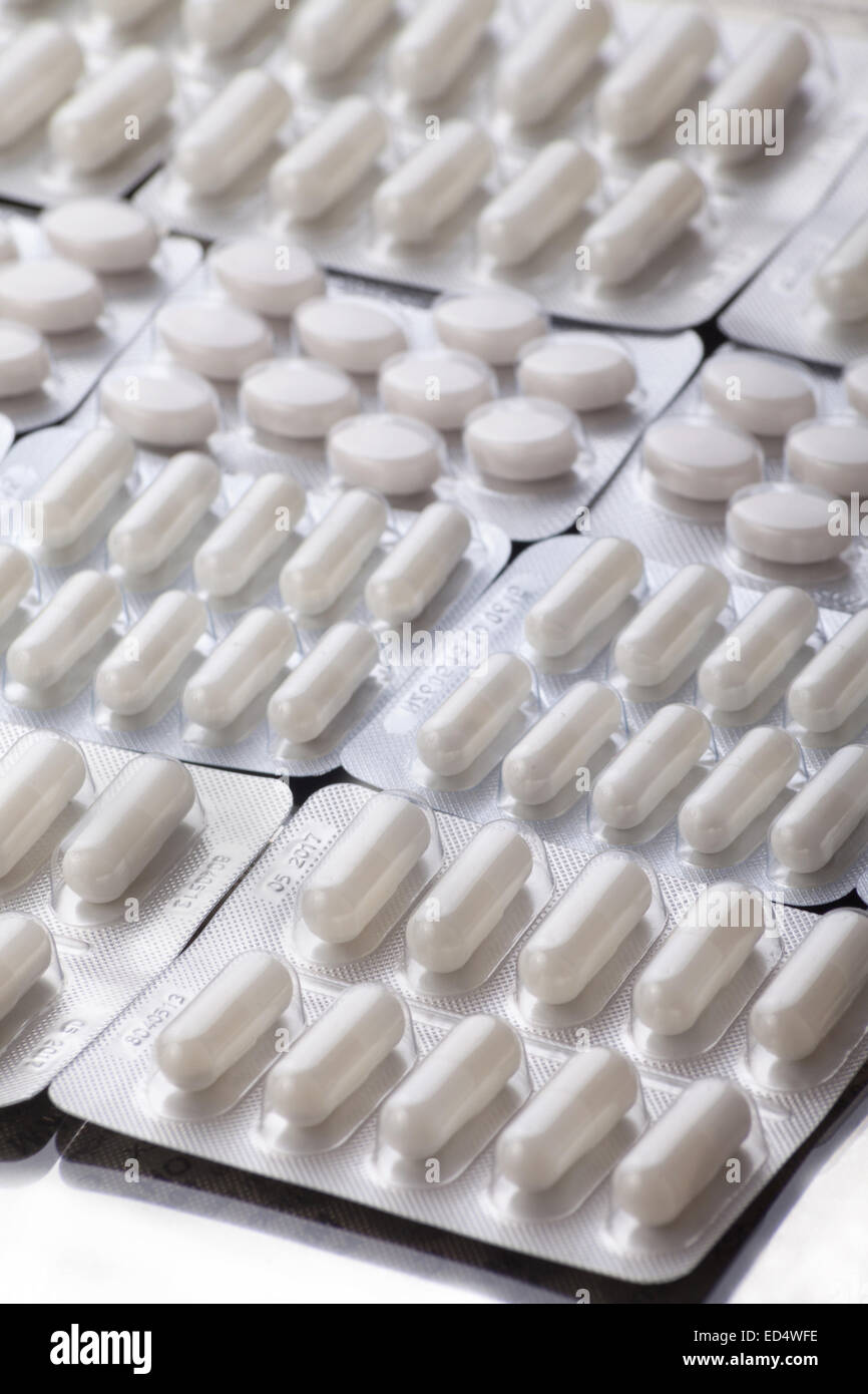 Pharmacy theme, Heap of white round medicine tablet antibiotic pills ...