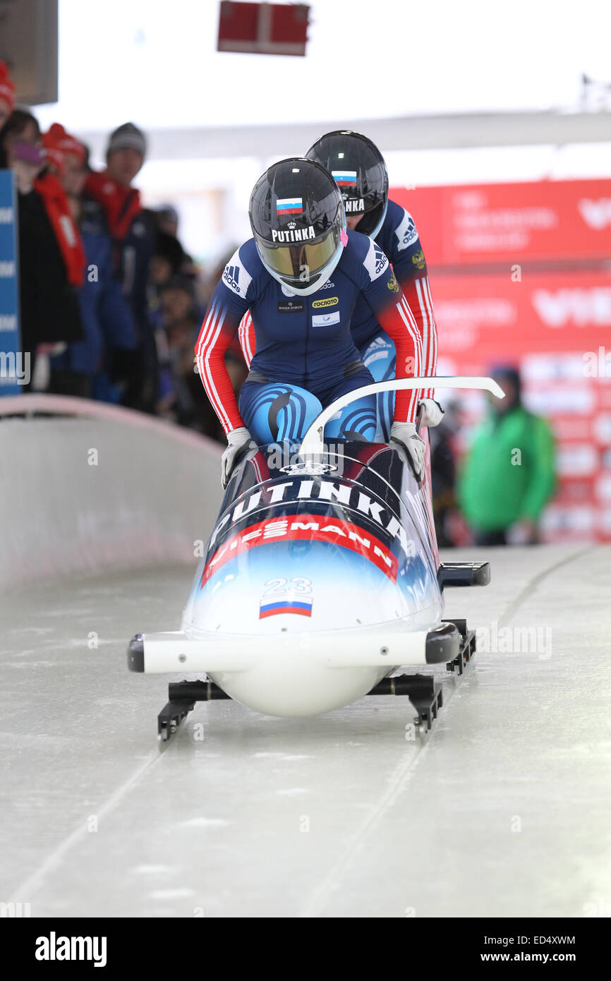 Womens bobsled hi-res stock photography and images - Alamy