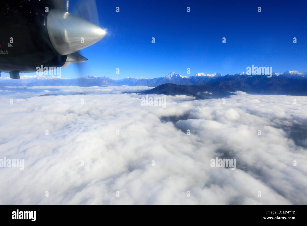Airplane window view himalaya hi-res stock photography and images - Alamy