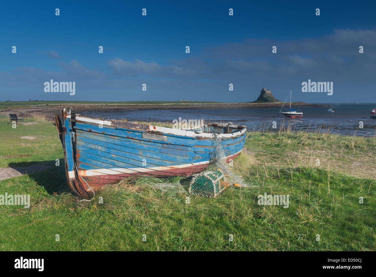Lobster pot boat hi-res stock photography and images - Alamy
