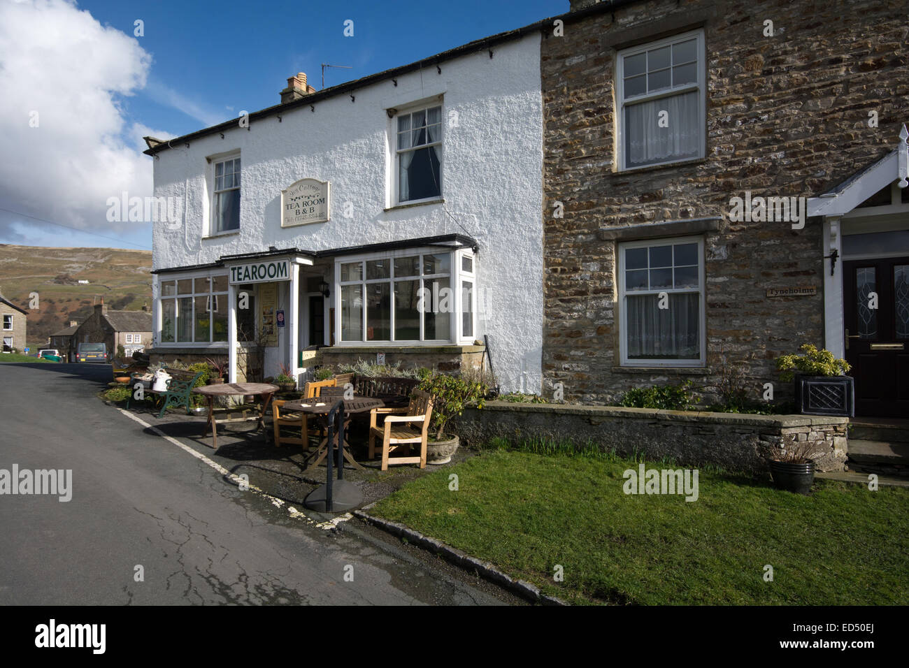 Muker tea rooms hi-res stock photography and images - Alamy
