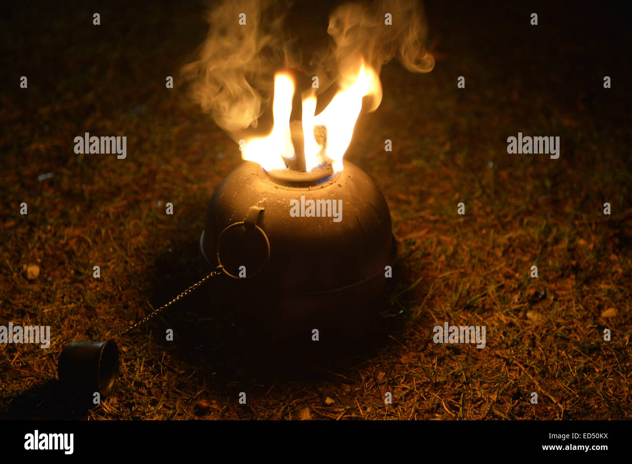 Smudge pots hi-res stock photography and images - Alamy