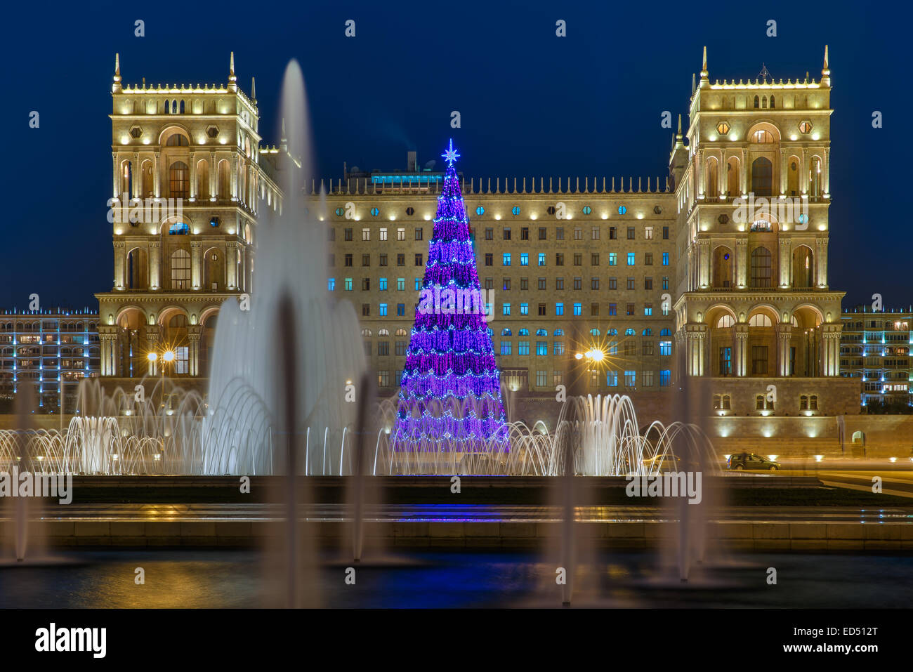 Christmas Tree Fountain High Resolution Stock Photography and Images ...